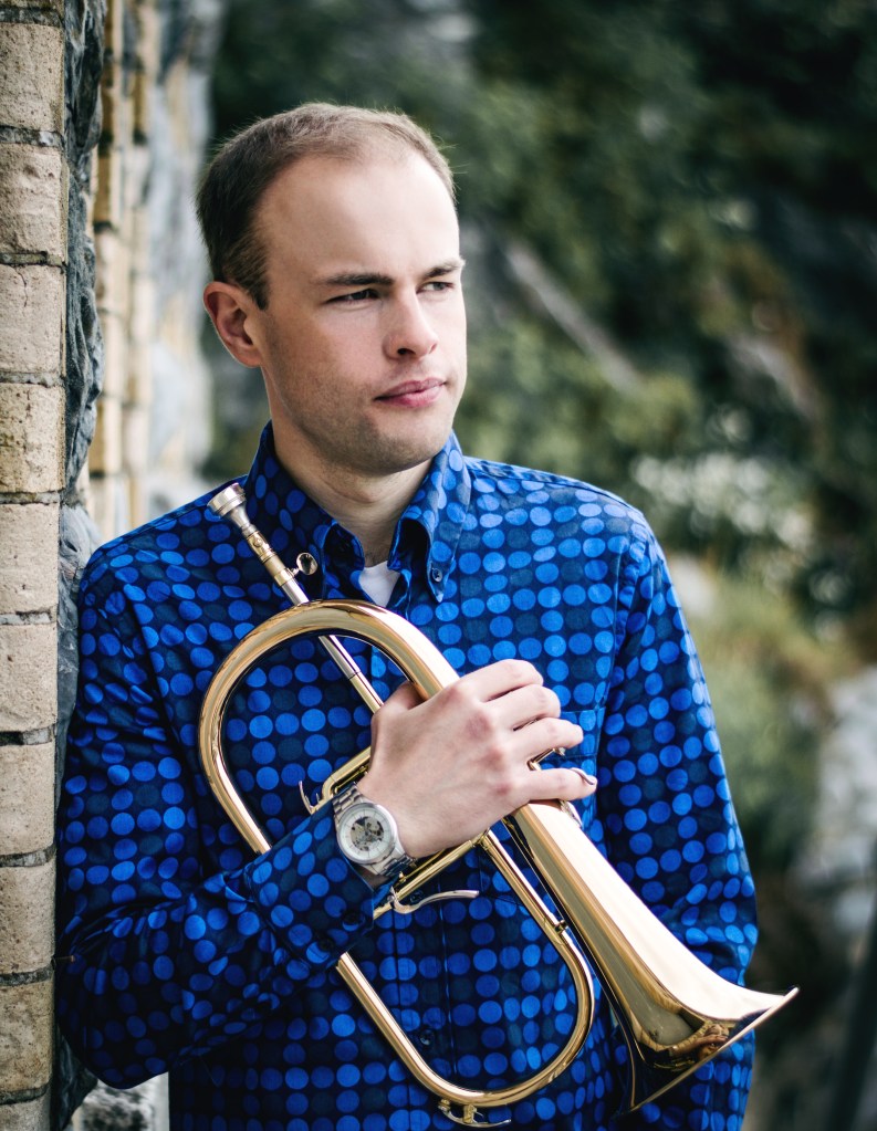Biography – Sam Massey